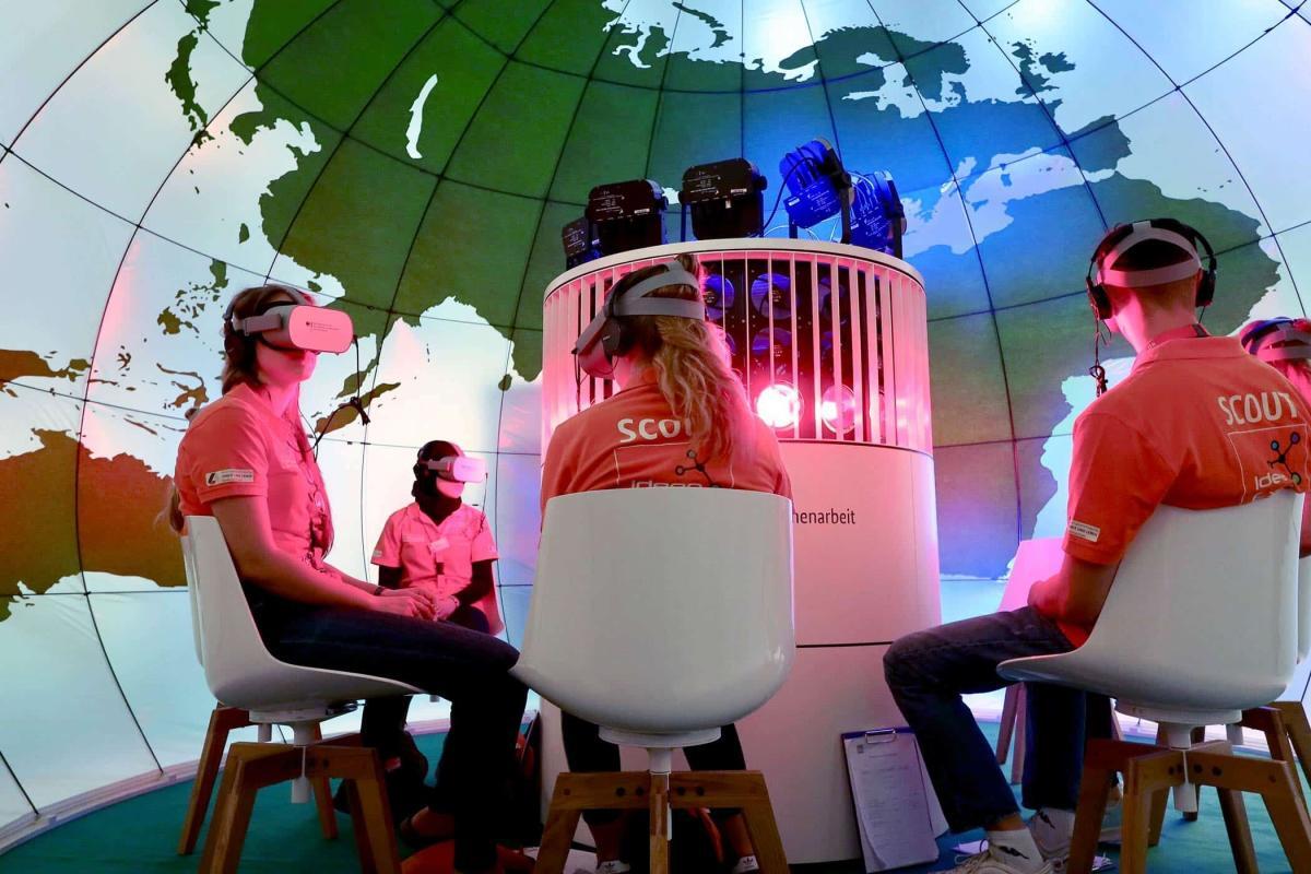 Interactive exhibits for exhibitions and showrooms - 8 tips