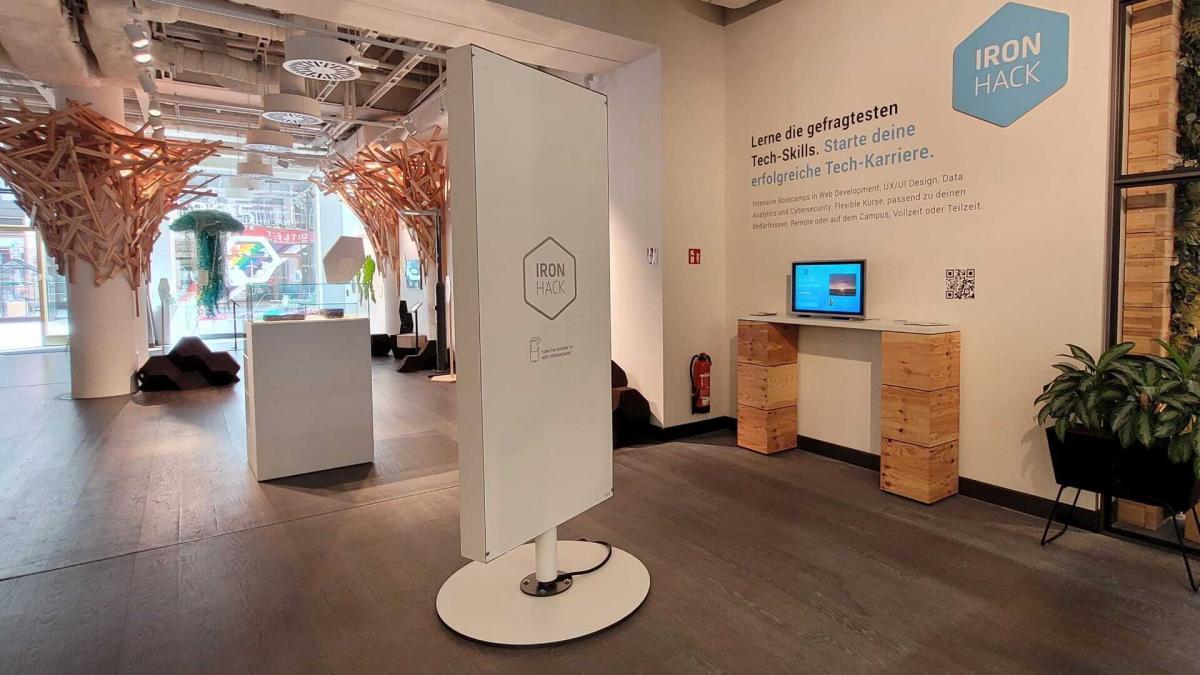 Ironhack at Deutsche Bank “Quartier Zukunft” - 360° Multitouch